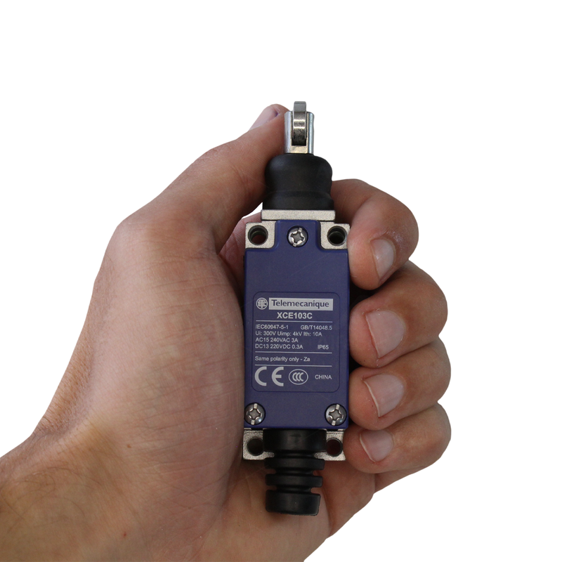 Chave Fim de Curso Schneider XCE103C