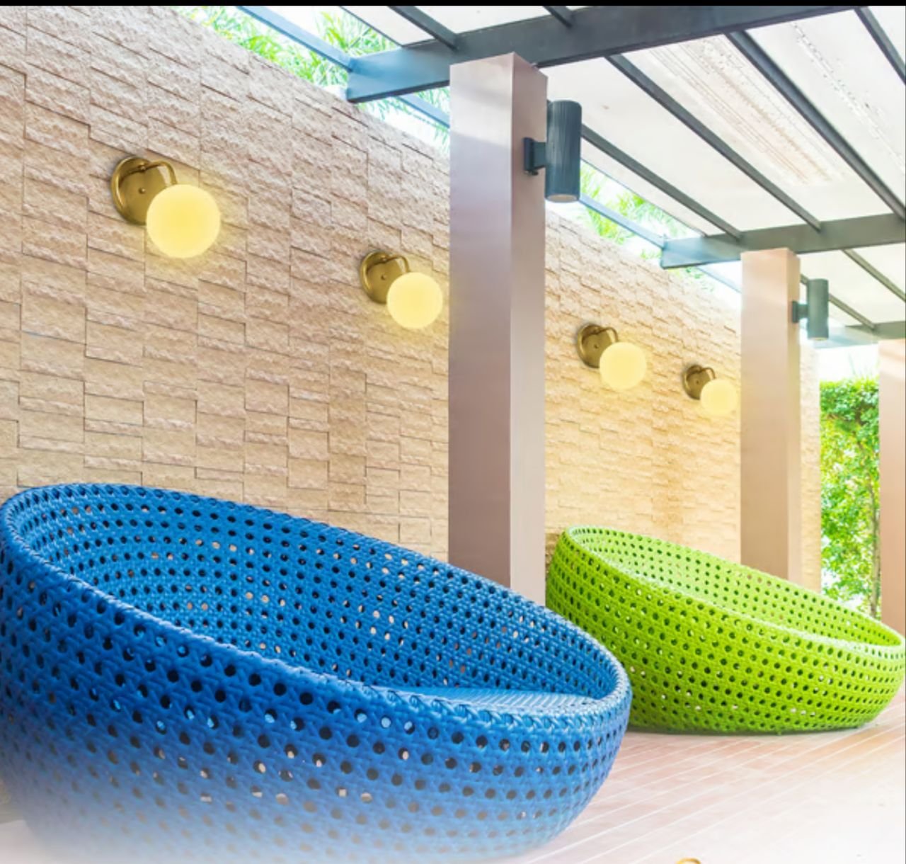 Arandela Drop Dourado Ono