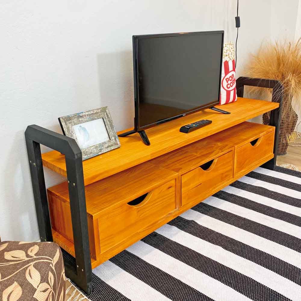 Rack de TV de Madeira Pinus Linea com 3 Gavetas Carvalho e Preto