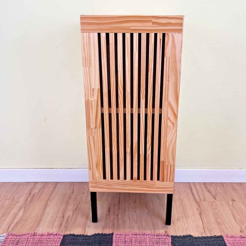 Armário Multiuso Ripado Médio com pé Style de Ferro Natural