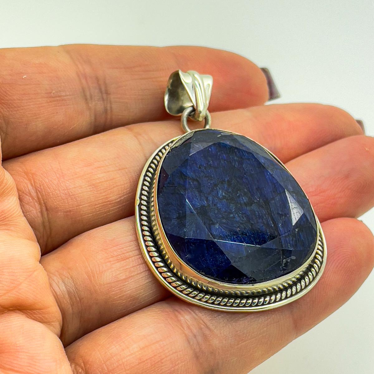 Pingente Com Pedra Natural Safira Indiana Prata 925 - Atraktiva Jóias