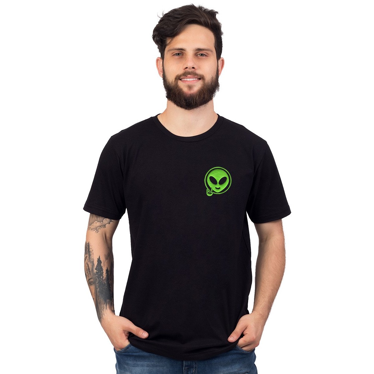 Camiseta Alien Símbolo Rock Manga Curta - Unissex