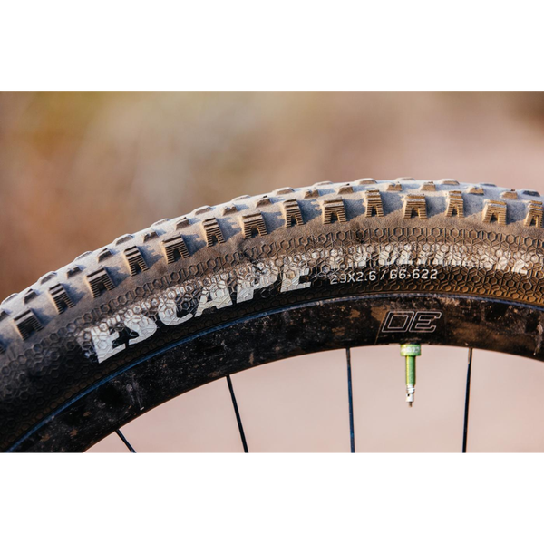 Pneu Goodyear Escape Tubeless Ready 29x2.35 - Preto - Bike Alto Vale