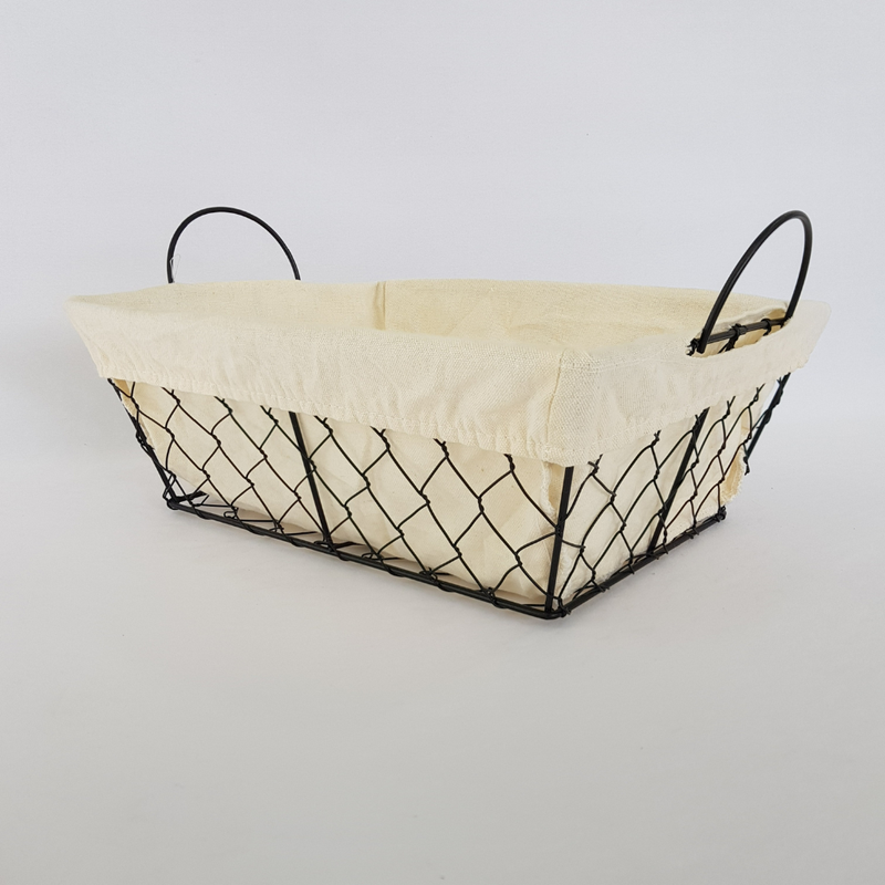 CESTO RETANGULAR ARAMADO COM FORRAÇÃO
