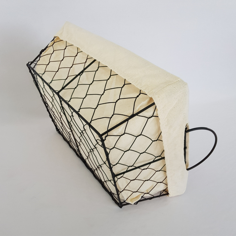 CESTO RETANGULAR ARAMADO COM FORRAÇÃO