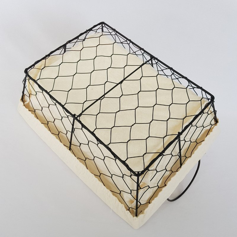 CESTO RETANGULAR ARAMADO COM FORRAÇÃO