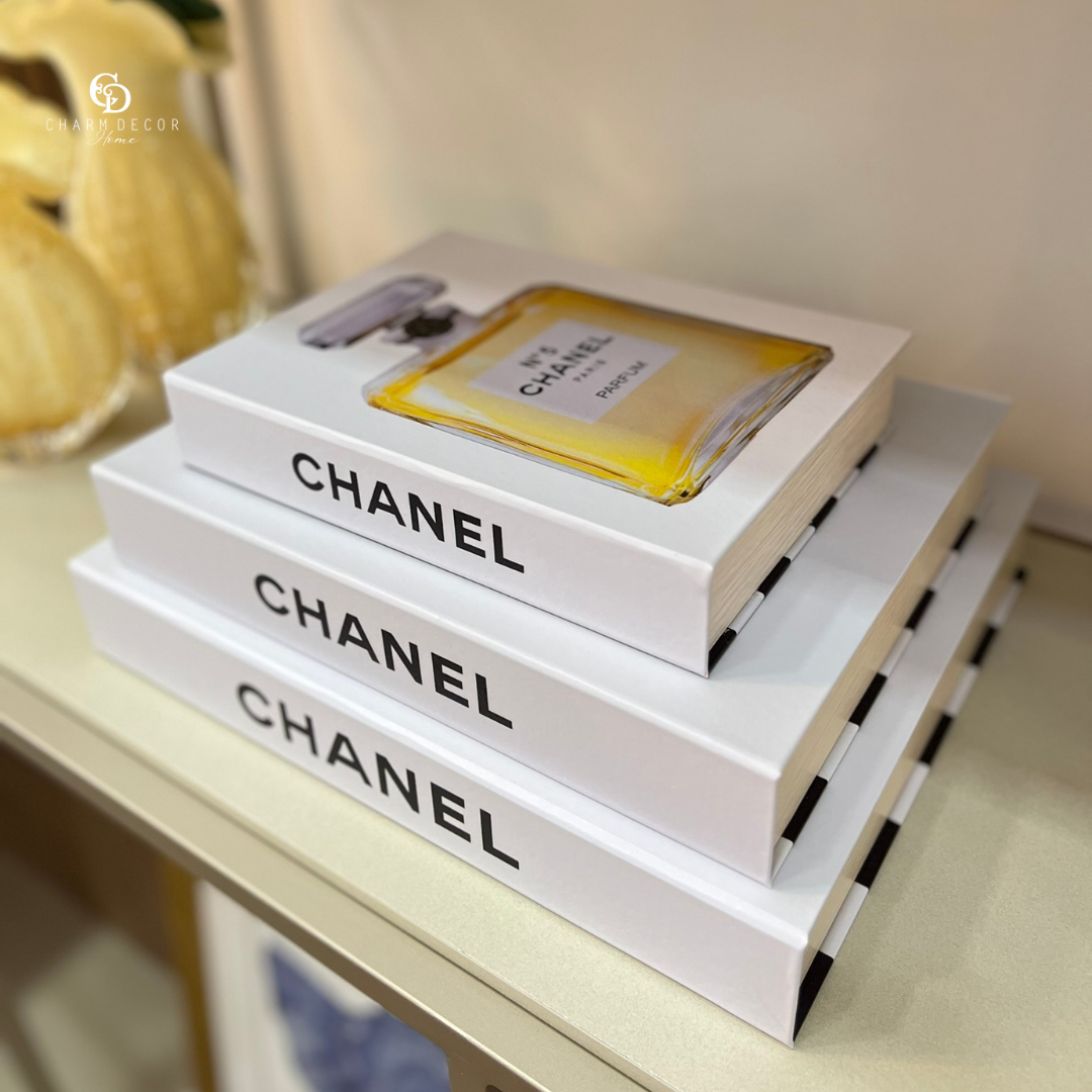 Livro Caixa Book Box Perfume Pequeno 25x18x4,5cm