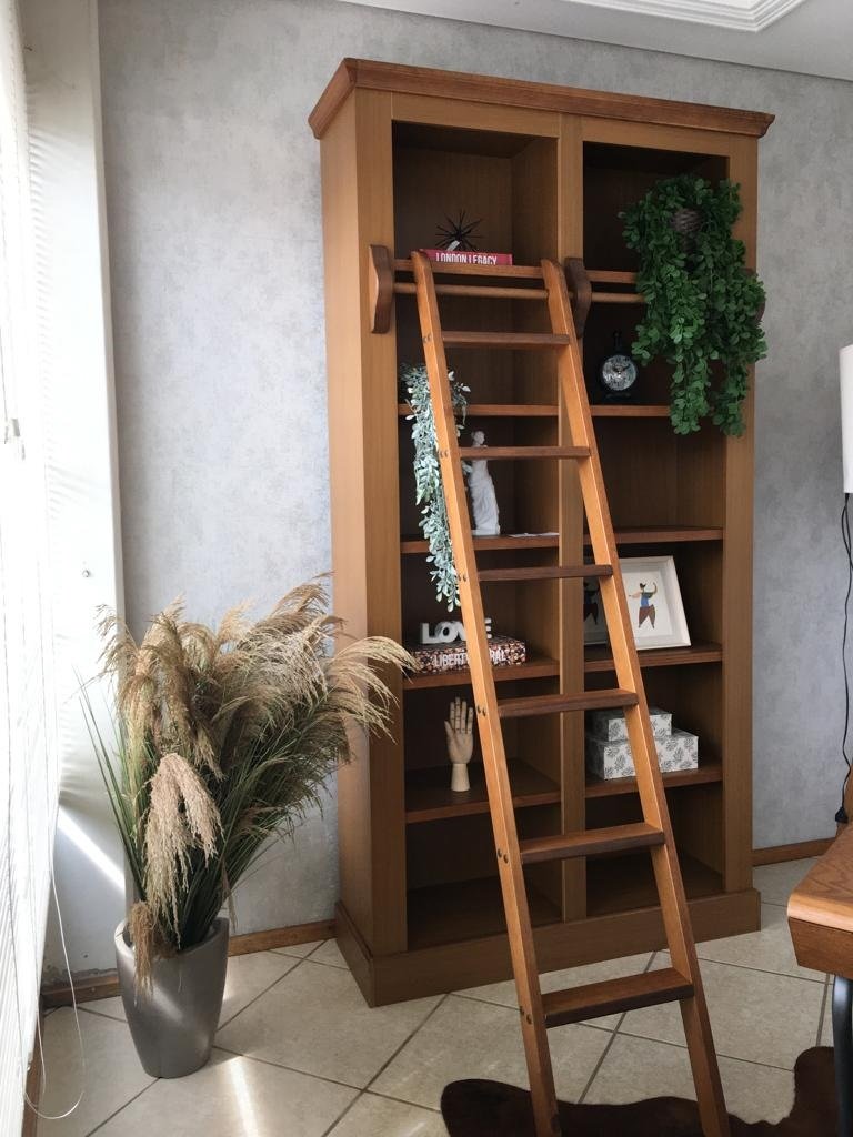 Estante Biblioteca Vicenza 2 Corpos Com Escada Weihermann Capuccino