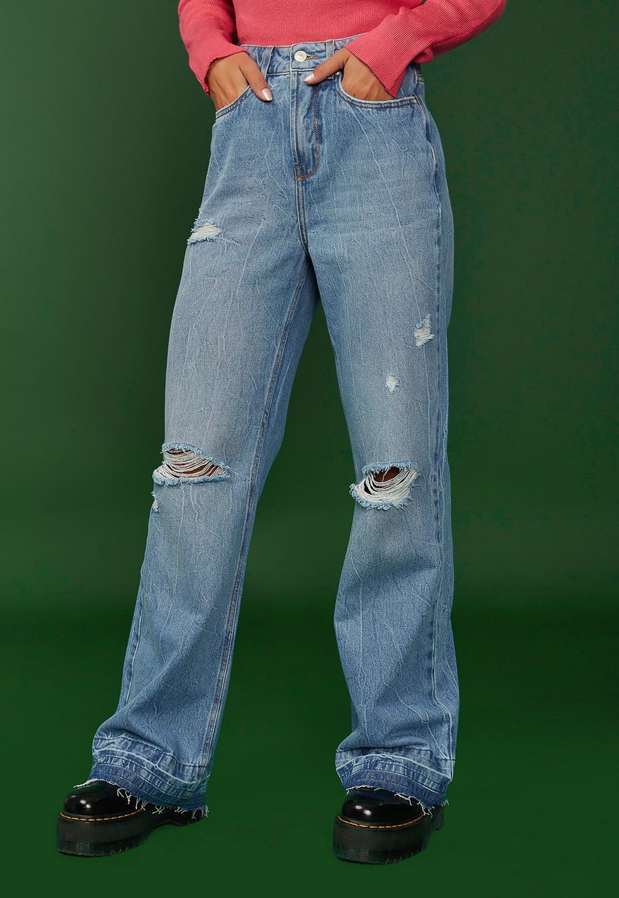 Calça Jeans Feminina Wide Leg Alta com Rasgo no Joelho - DZ20362