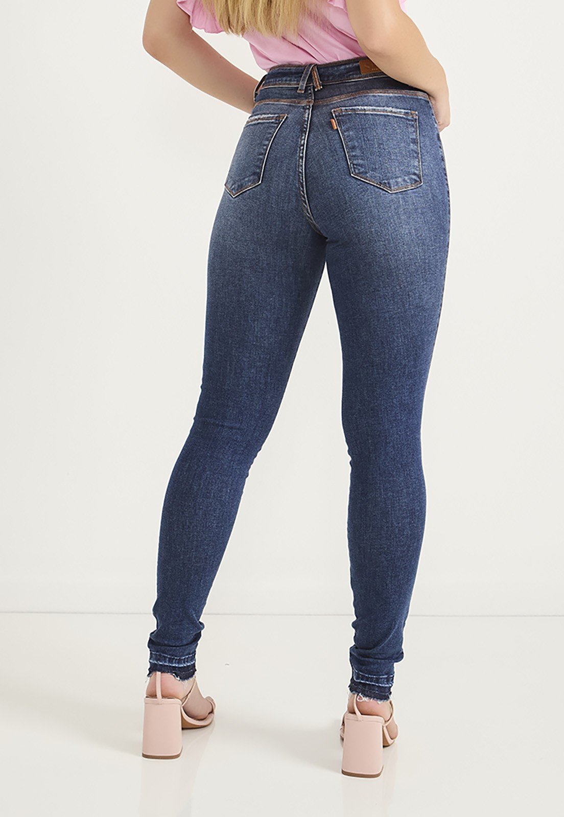 Calça Jeans Feminina Skinny Média Tradicional - DZ20681