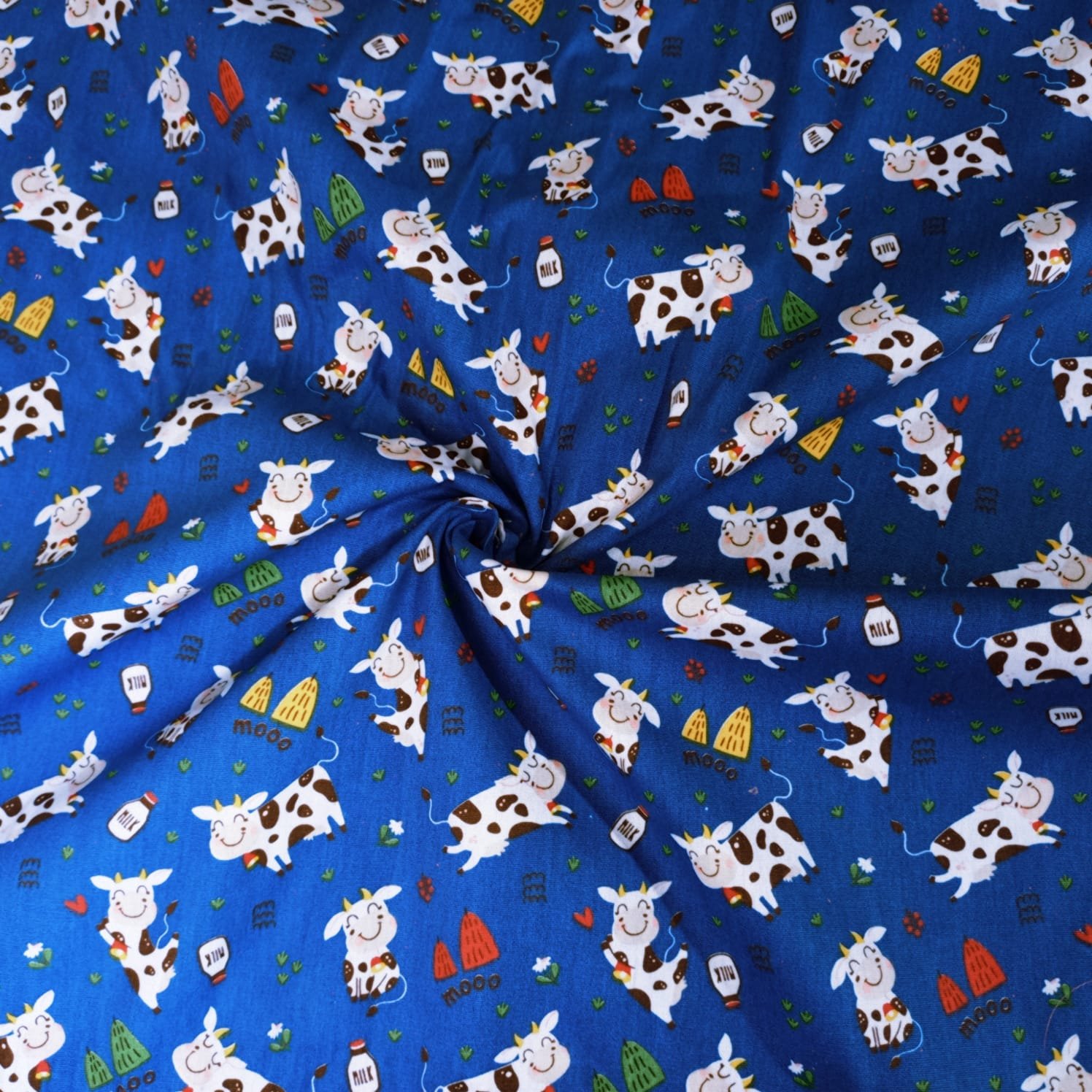 Tecido Tricoline Peripan Vaquinha - Esquina dos Tecidos