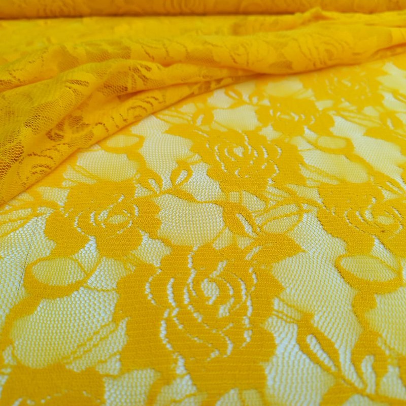 Tecido Renda Bordada Cores Vivas - Esquina os Tecidos