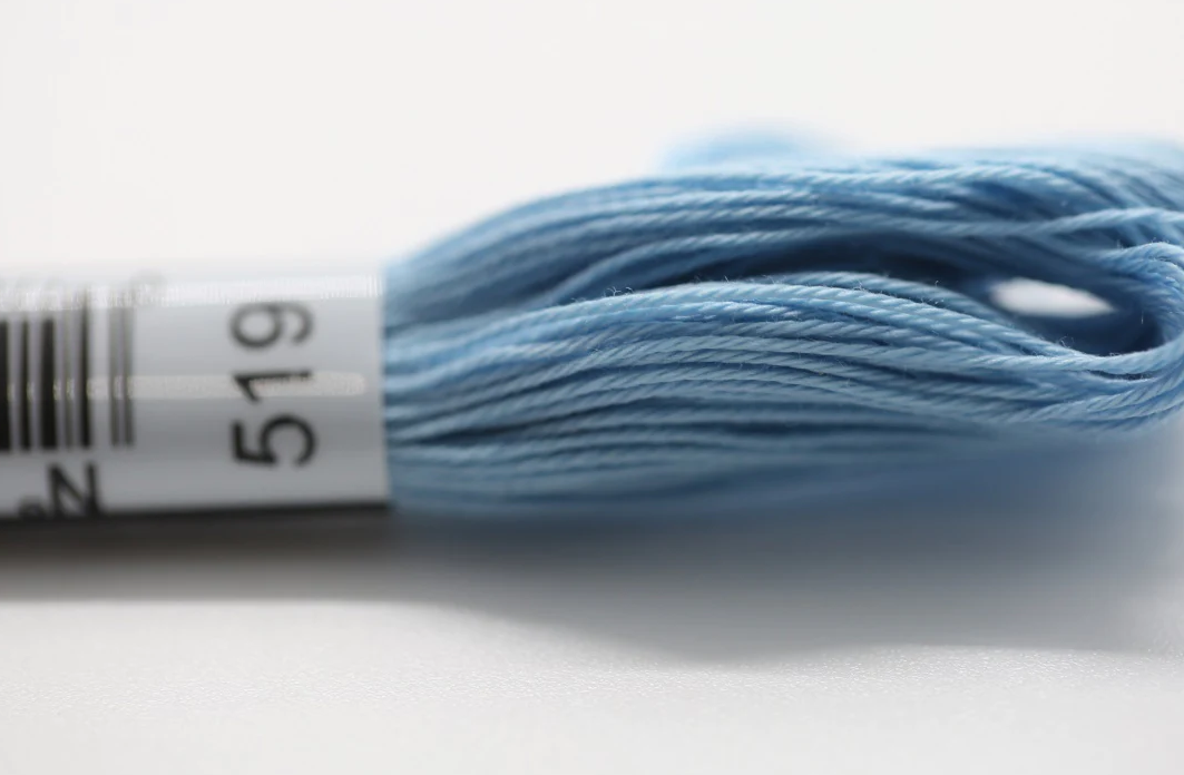 Tons de Azul Broder 25 DMC Broder 25 Azul 519