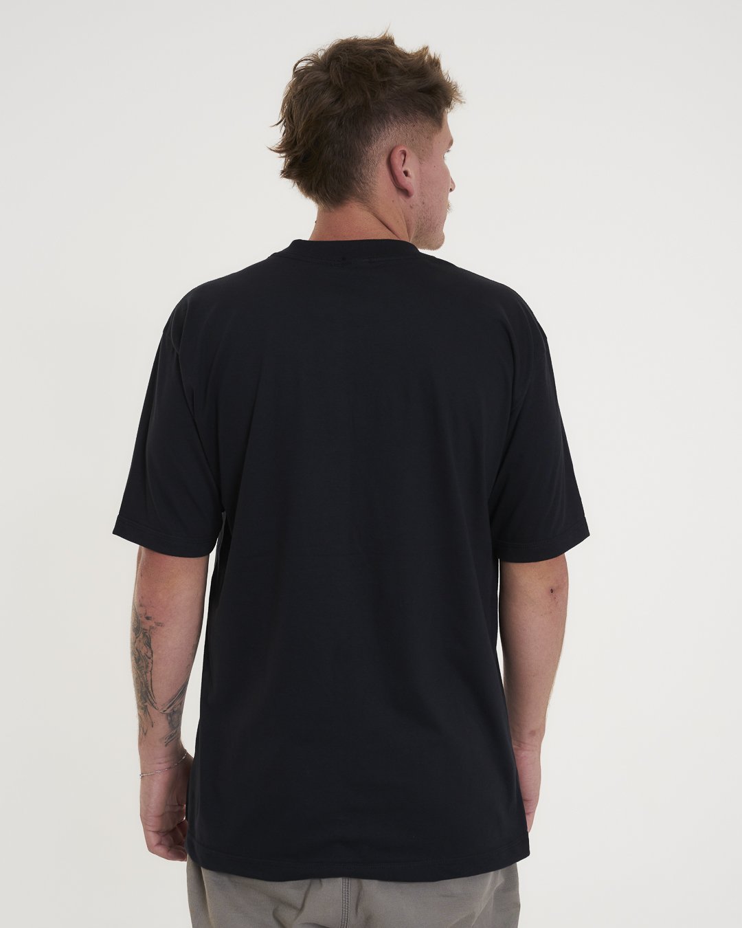 Camiseta Oversized Monte Leste - Preto