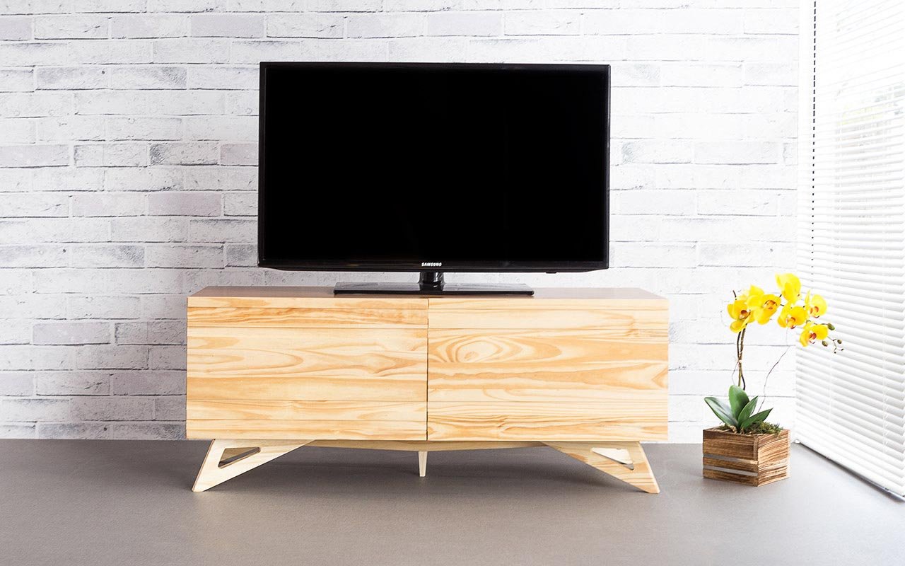 Rack TV Moderno com 2 Portas Freddie 120 cm MDF Freijó e Madeira Natural