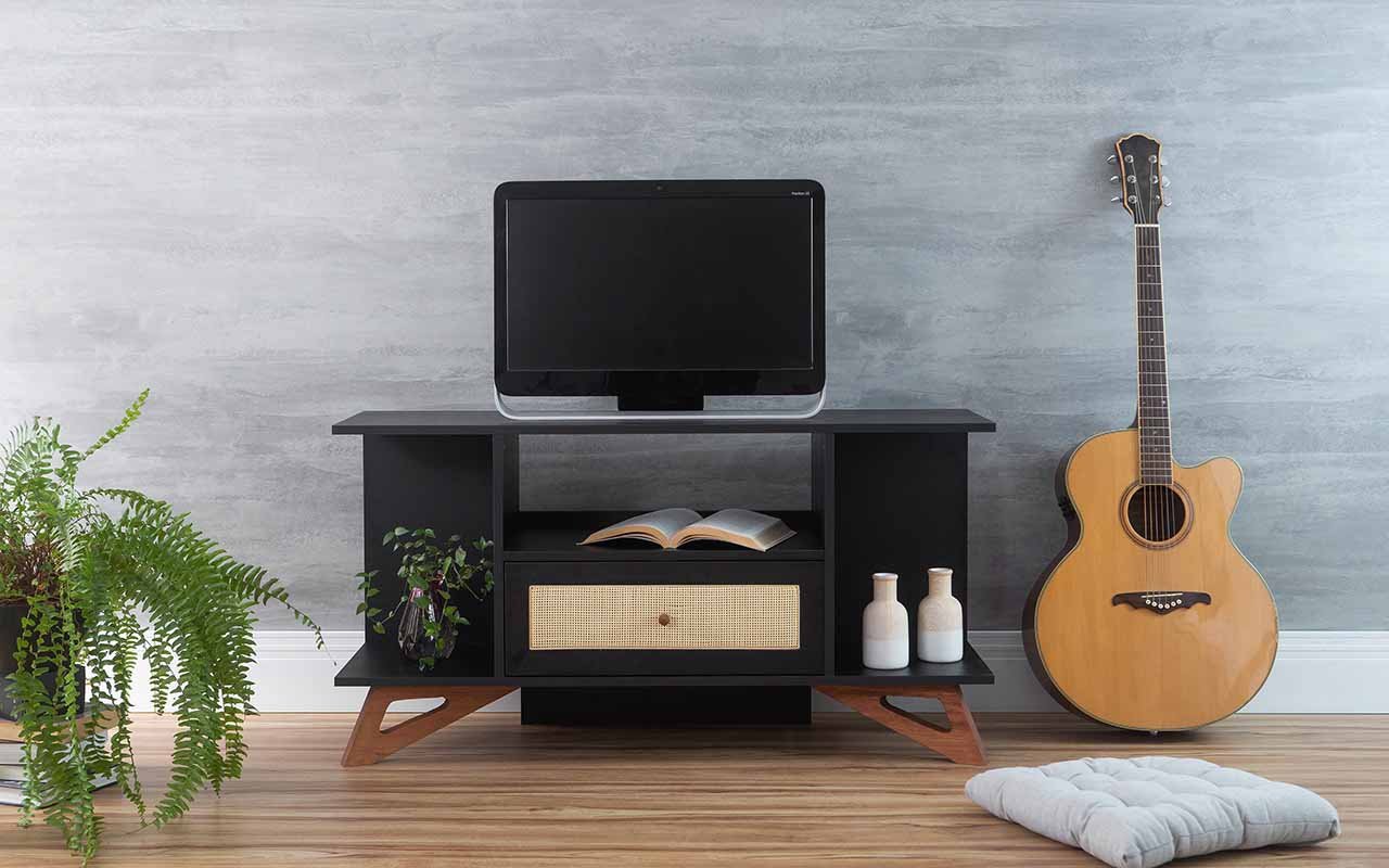 Rack de TV Pequeno Stills MDF Preto e Madeira JT