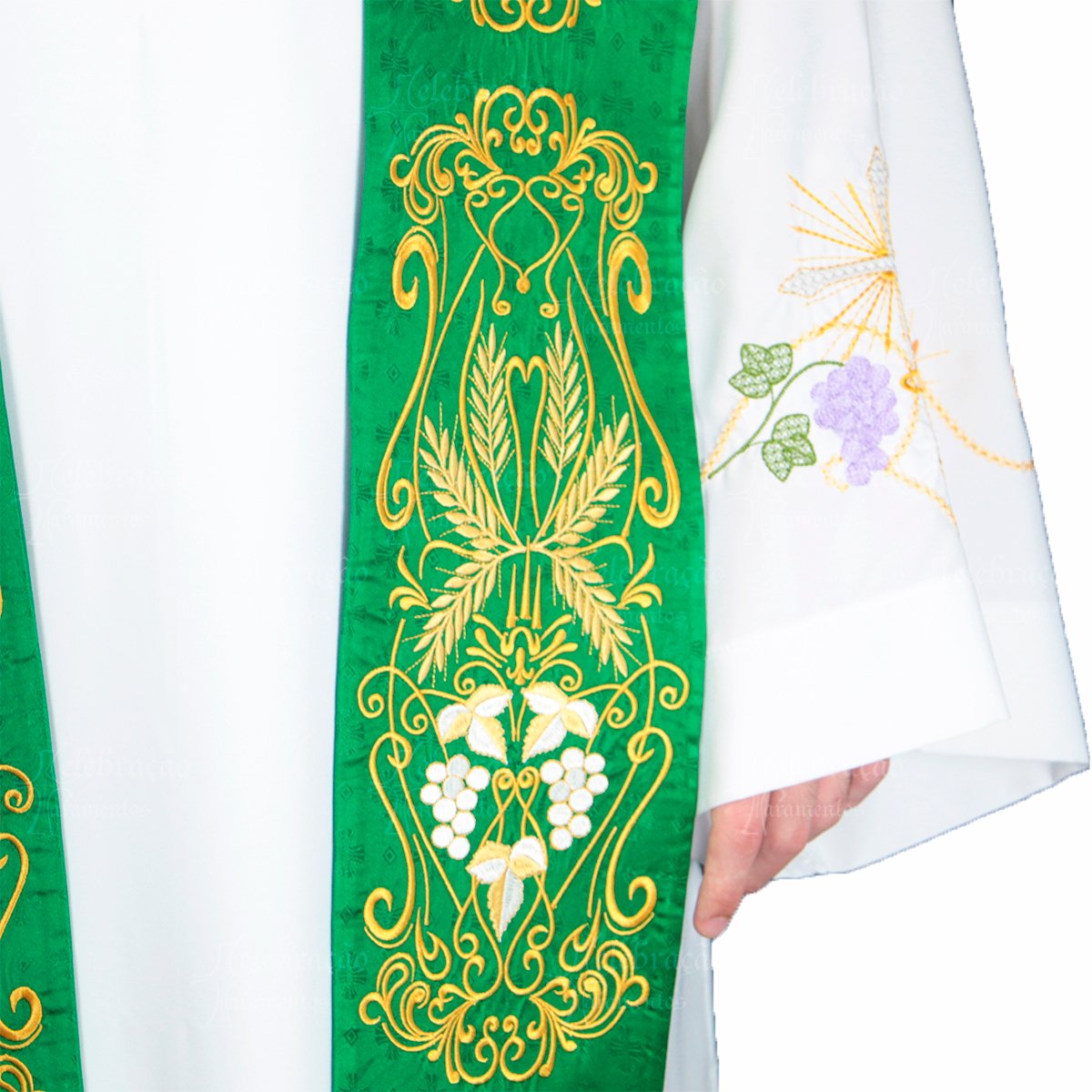 Estola Sacerdotal Bordada em tecido Litúrgico