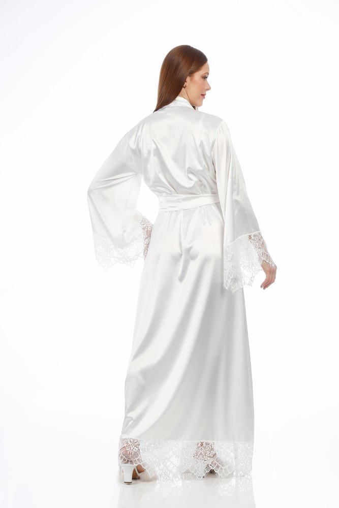 Robe Longo Personalizado Para Noivas Com Detalhes em Renda - Robe Longo ...