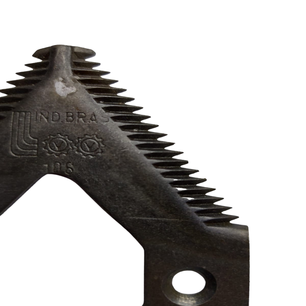 Lâmina Dente Grosso Vazada H136807 - Agro Rurale