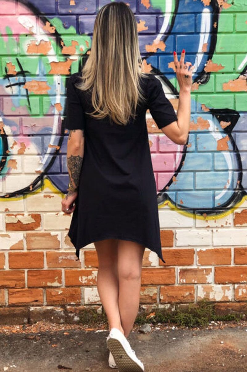 Vestido Curto de Ponta Moon Phases