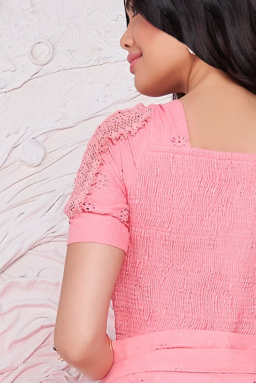 Vestido Rosa Lesie Com Faixa Fascinius